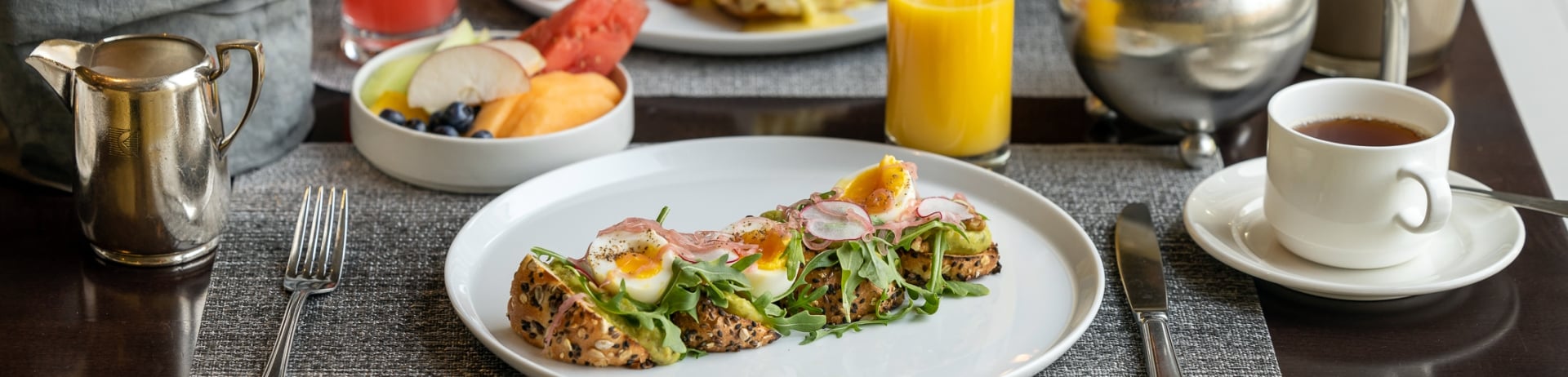 Bed & Breakfast Package Offer | Fairmont Chateau Laurier